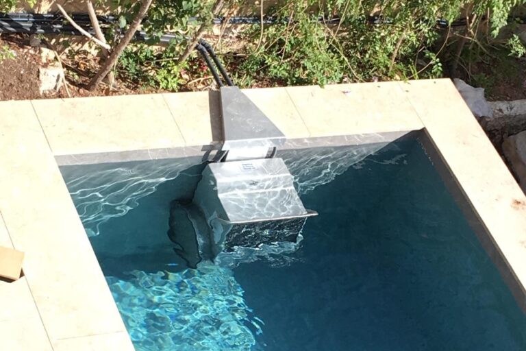 FASTLANE® SWIM Counter-Current System: Swim Without Limits